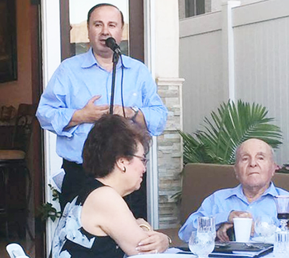 Benefactor Mike Sarian Hosts Asbarez Anniversary Fundraiser - Asbarez.com
