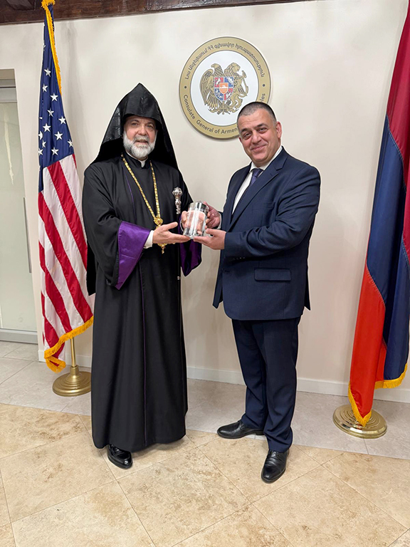 Western Prelate Visits Armenia’s Consulate General - Asbarez.com