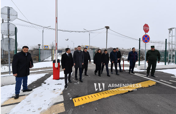Yerevan Says Checkpoint at Turkish Border Ready to Operate - Asbarez.com