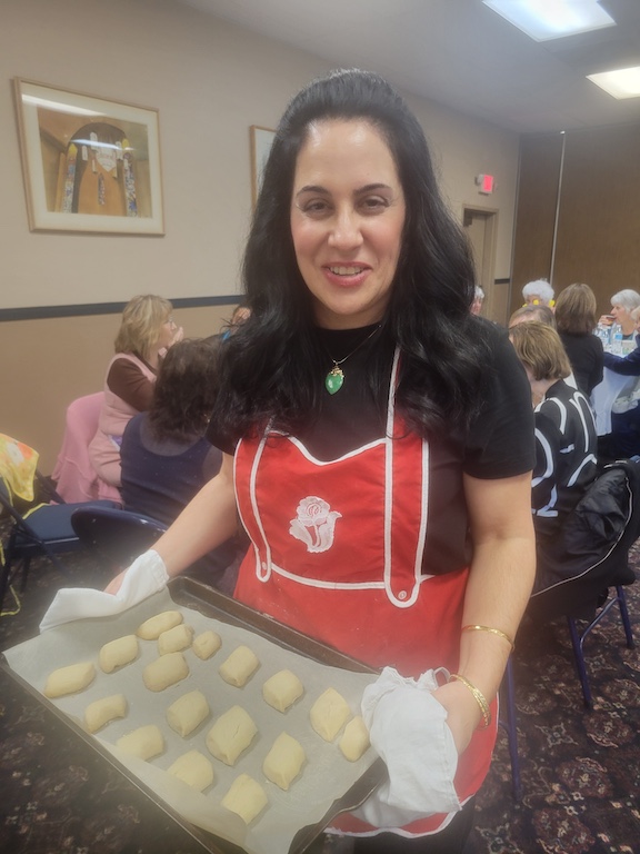 Fresno Kurabia Cookie Baking Workshop a 'Sweet Success' - Asbarez.com